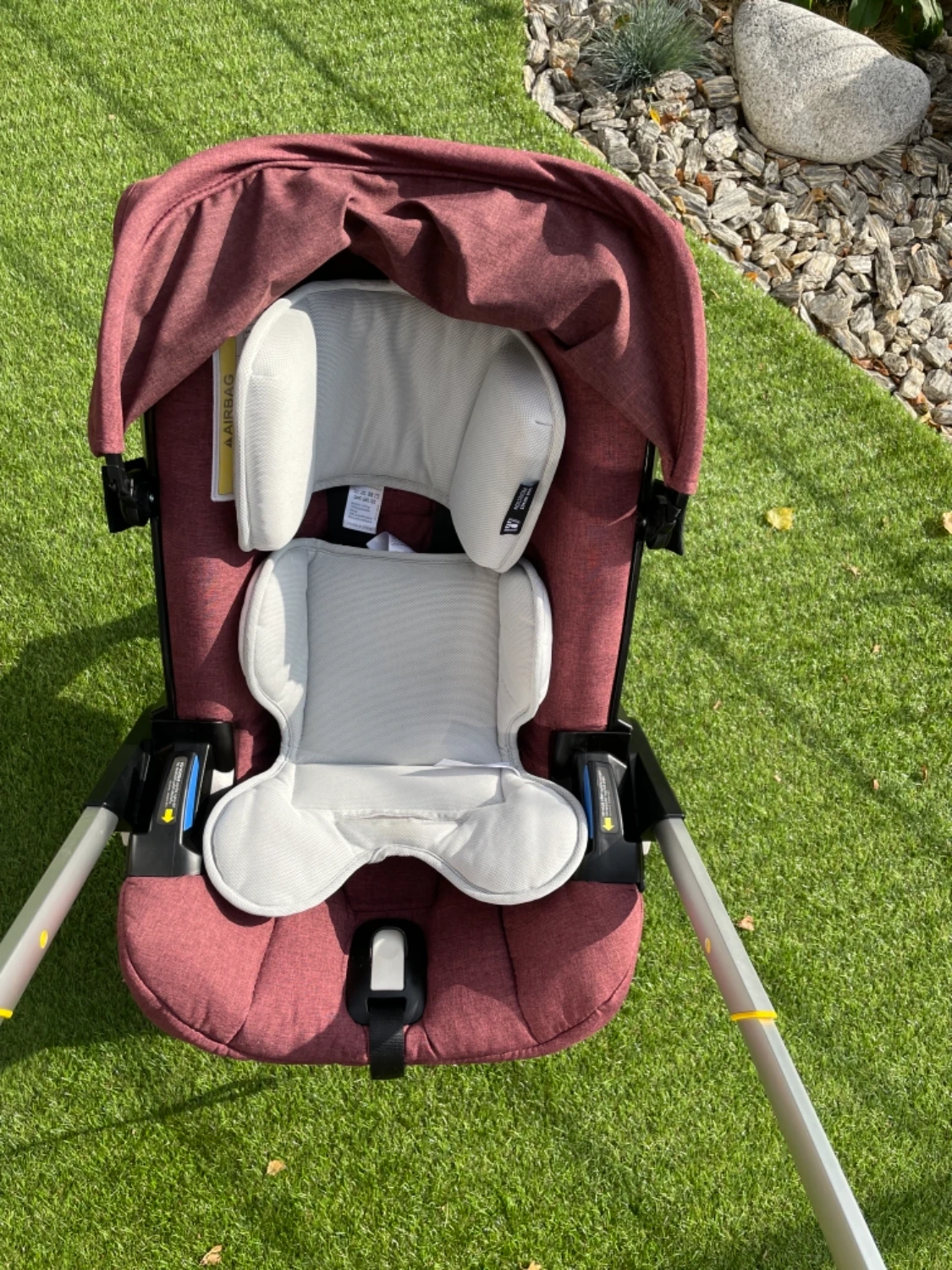 Doona plus + isofixova zakladna - Autosedačky