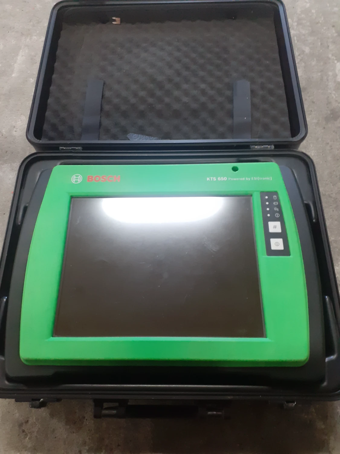 Predam Bosch KTS650 autodiagnostika, vcds - Handsfree sady do auta