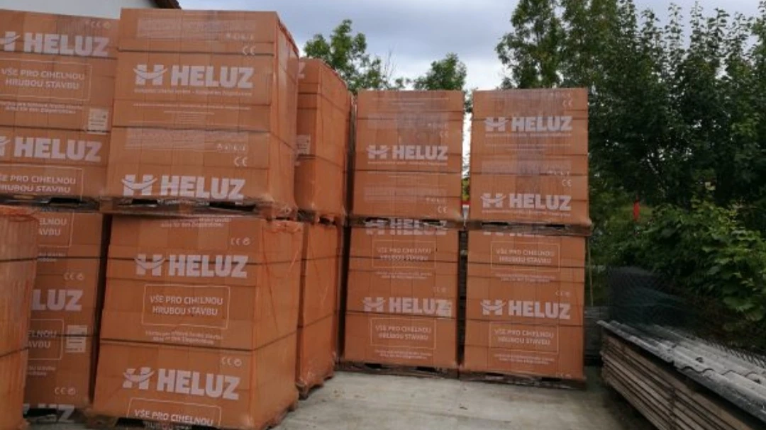 Tehla heluz 11.5 - Stavebné materiály