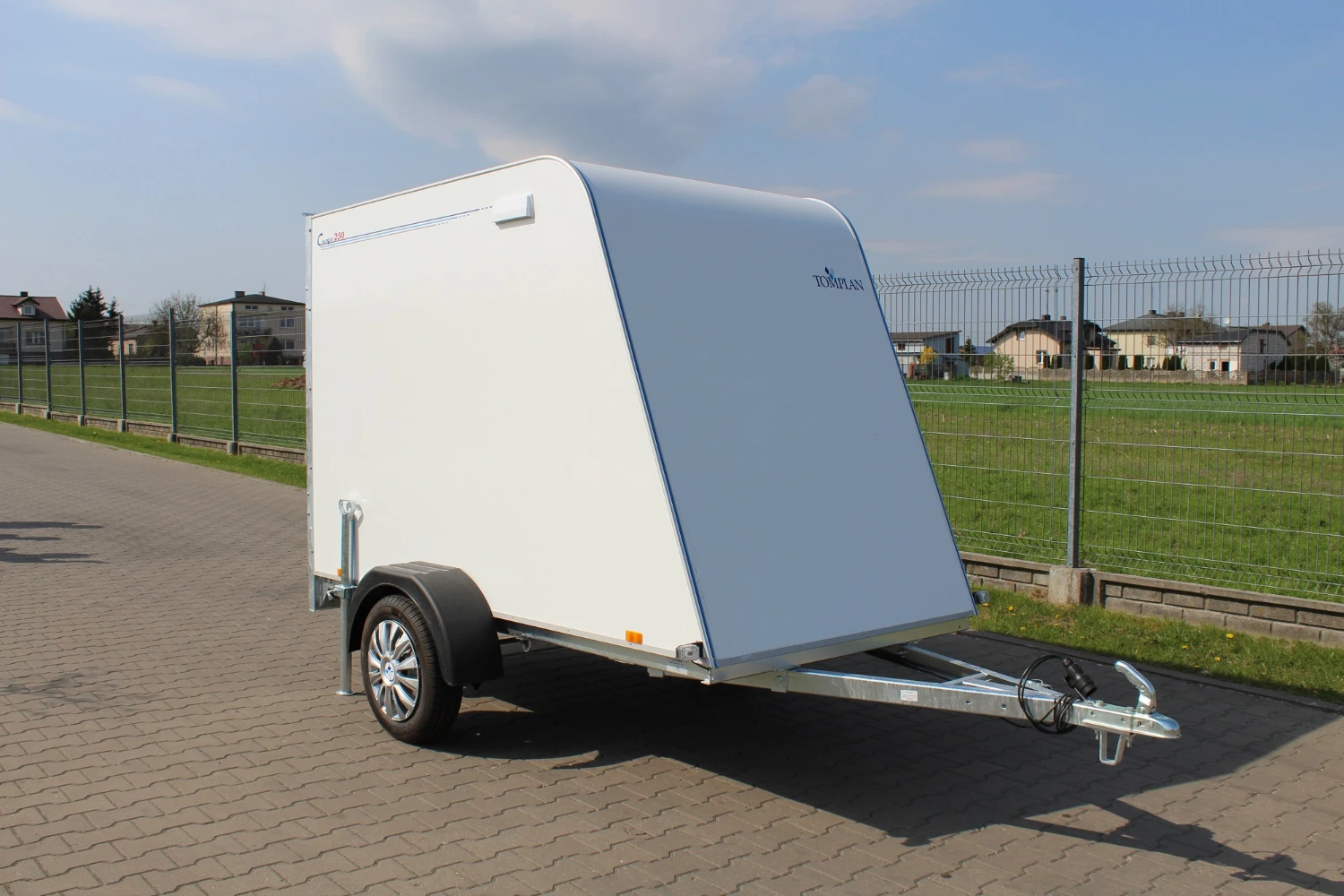 Príves Tomplan Midi Cargo TFS 3 250x125x150 rampa - Prívesné vozíky