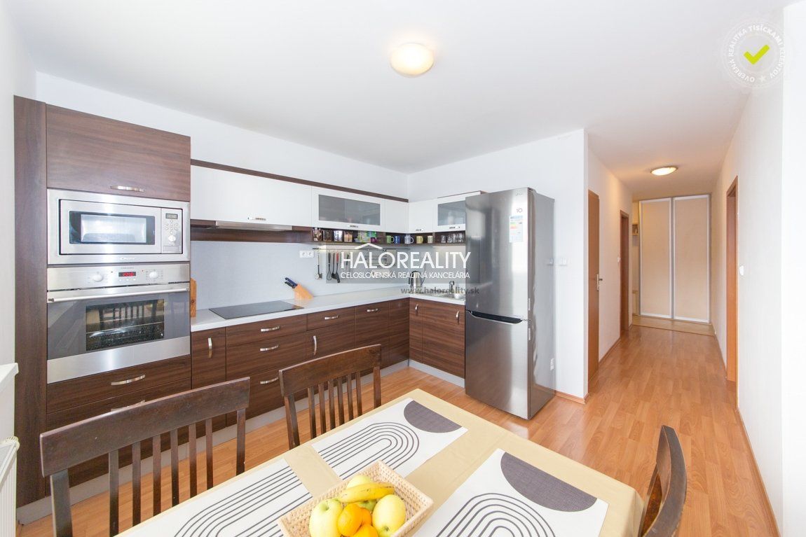 Prenájom, dvojizbový byt Bratislava Petržalka, Humenské námestie - IBA ...