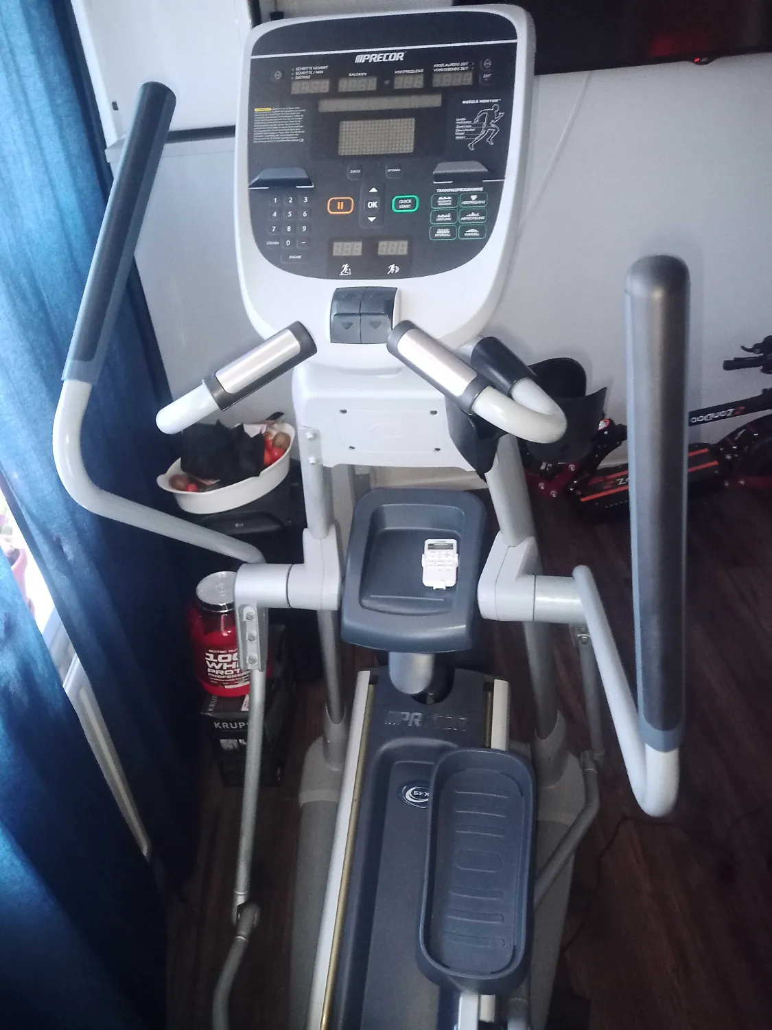 Precor Eliptical Cross Ramp - Cvičenie, fitness